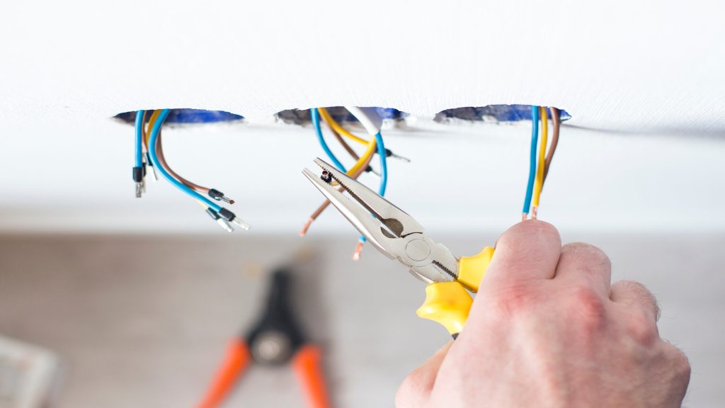 Dealing with Electrical Emergencies in Your Home
